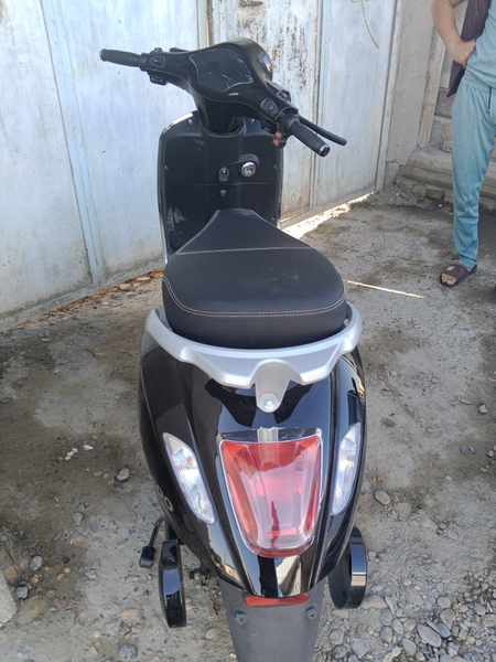 Moto skuter 5ta akunlyatorli holati alo