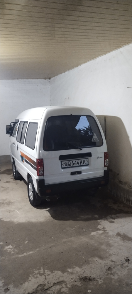 Damas DLX  Sotiladi