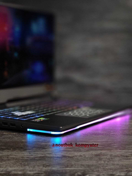 Мощный игровой Asus  Rog Strix Core I9 11900HX