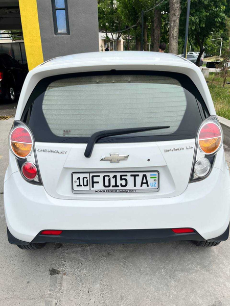 Spark 2-pozitsa sotiladi