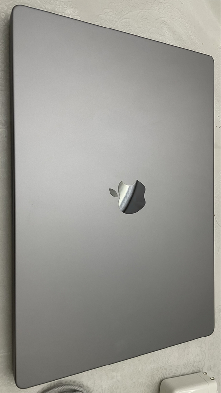 Macbook pro M2 pro 16 inch 16/512 90%
