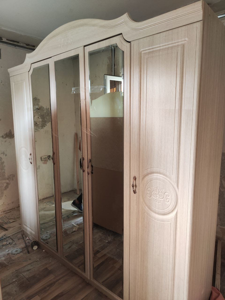 Mebel B/U sotiladi narxini kelishamiz mebel zo\\\'r holatd