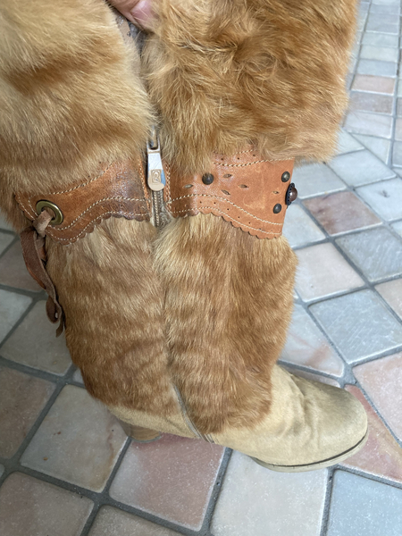Сапожки женские