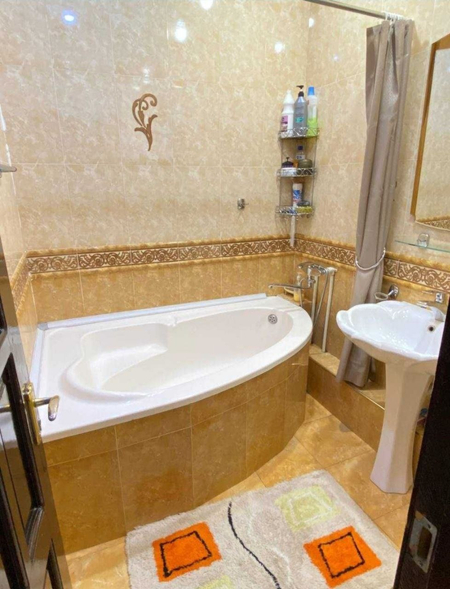 Продаётся на Карасу-6 4ком