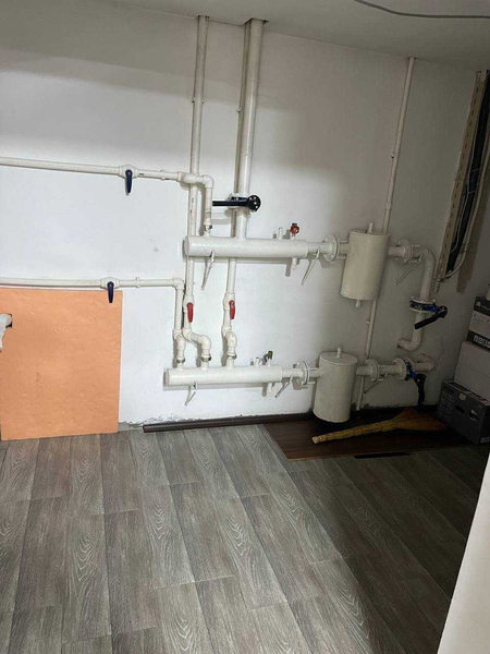 продается комерческое помещение 250 кв.м Мирабадский район