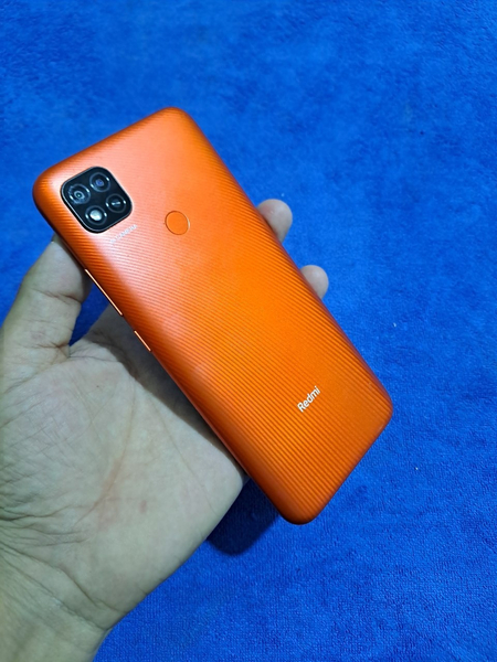 Redmi 9C srochna sotiladi
