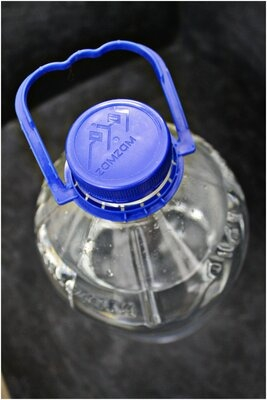 Zam zam water! Zam zam suvi! Замзам вода!