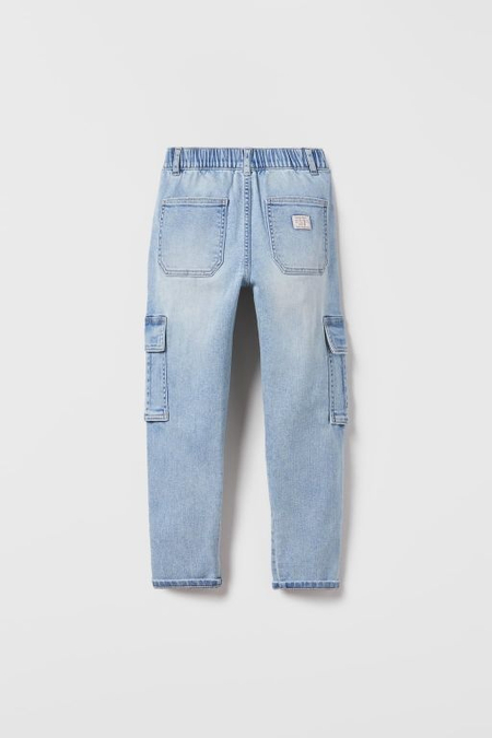 Zara. 11-12 let'. Novi'y.