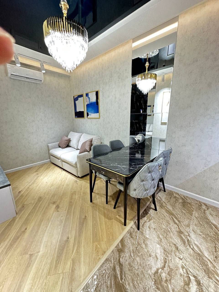 Продается евро квартира в новостройке на ц2 Golden hause