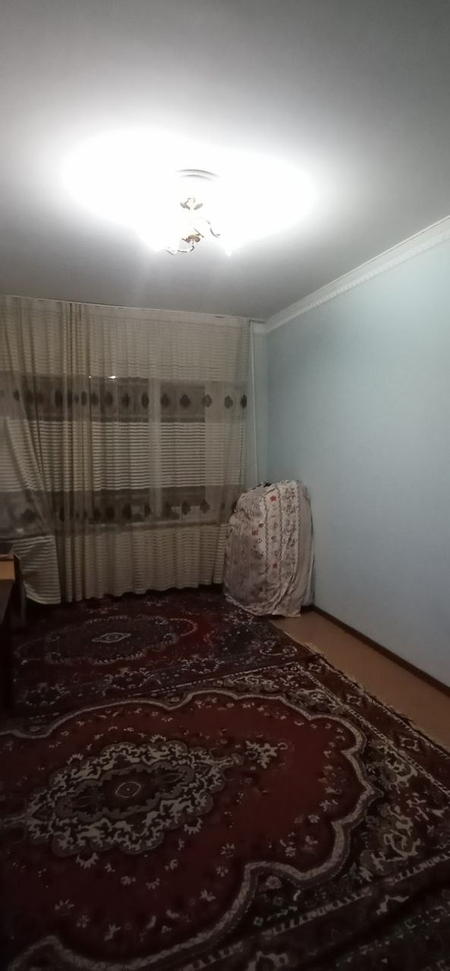 Квартира 3 хона 4 қаватлик уйдан