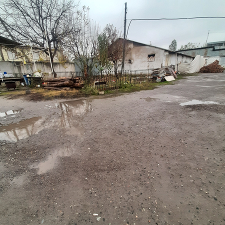 Срочно продаётся нежилой помищения Сергели Хонабод 52-соток