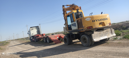 Hyundai ekskavator sotiladi