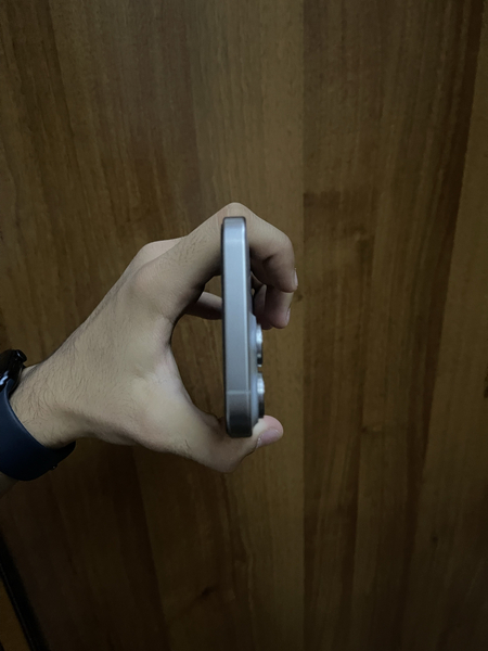 Iphone 15 pro max 111sikl