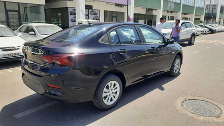 chevrolet onix LS MT