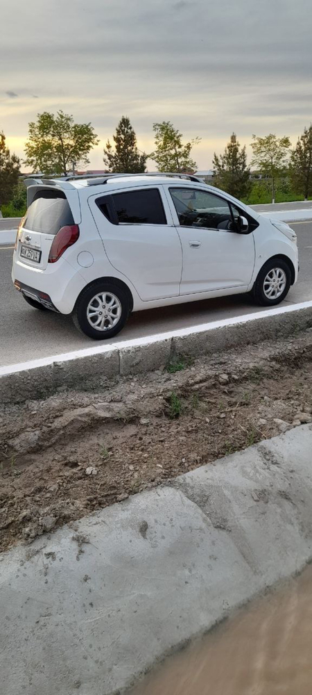 Avtomobil spark2