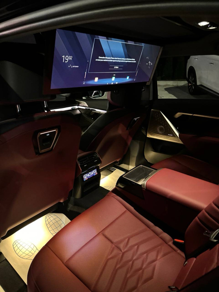 BMW i5 35L Long FULL с доп опциями