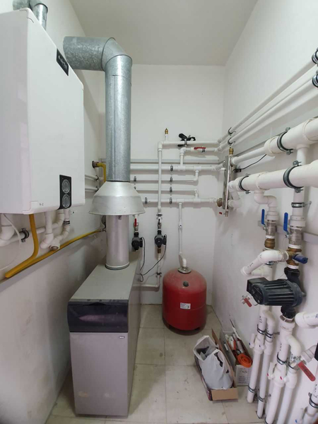 Сдается здание, Султонали Машхади, Паркентский, 8 ст, зд 800 м² (7144)
