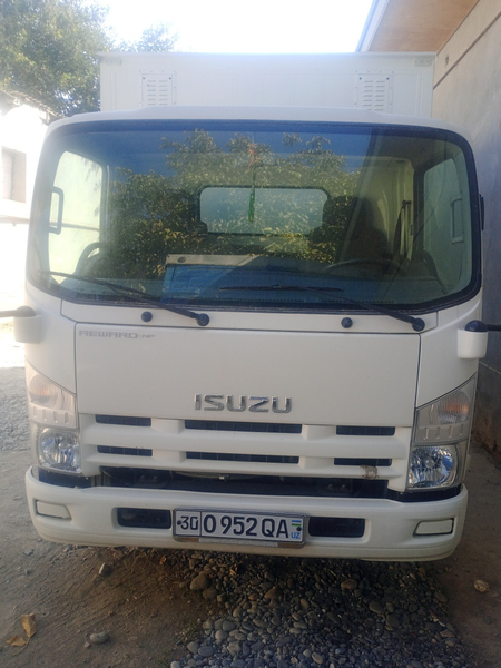 Isuzu CNG 2018 sotiladi
