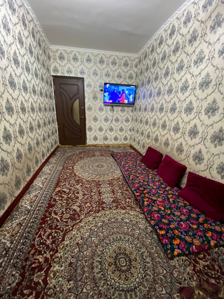 3 хона   2этаж срочна