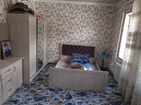 Xovli sotiladi xonalar yangi remont qilingan