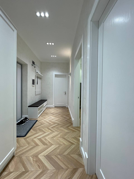 Mirobod Avenue 1800y.e