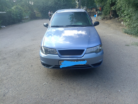 Продам нексию 2 без кондер
