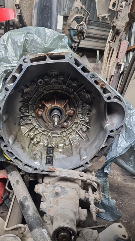 Продам коробка от мерса w 140
