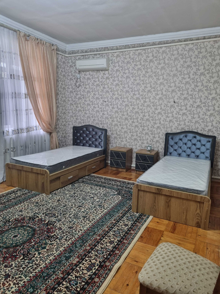 Hovli uzoq muddatga ijaraga beramiz