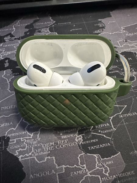 Airpods pro б/у оригинальные