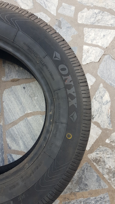 Onix shinasi Avtogoprotires do'konida
