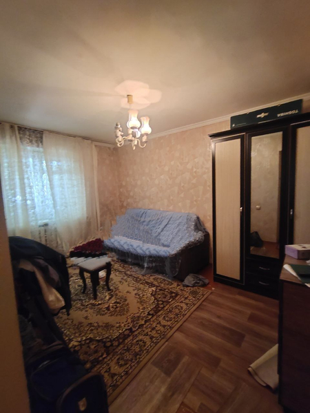 Срочно продается 2ком квартира ч обстановкой.Максим Горький
