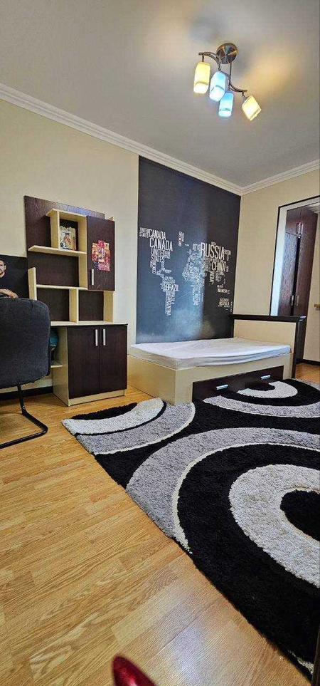 Продается квартира Яккасар-кий р ориен. Капиталбанк Ул Нукусская 5/9/9
