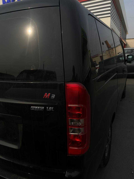 Minibus Jac m3   aksi