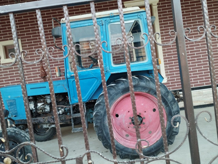 Tractor MTZ.    .