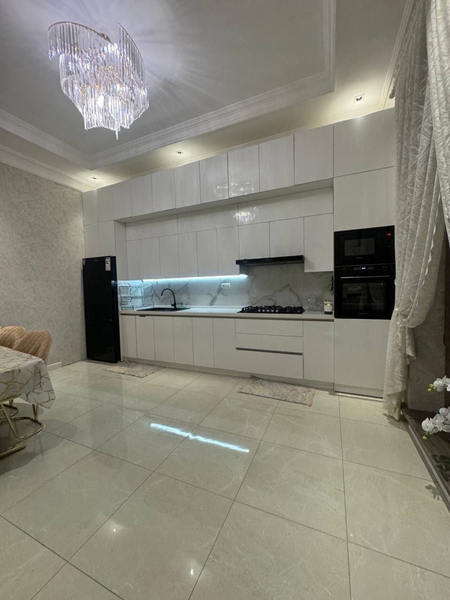 Продается Евро дом Ор-р: Хасанбай 400м2