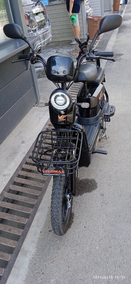 Вело скутер 300абйом