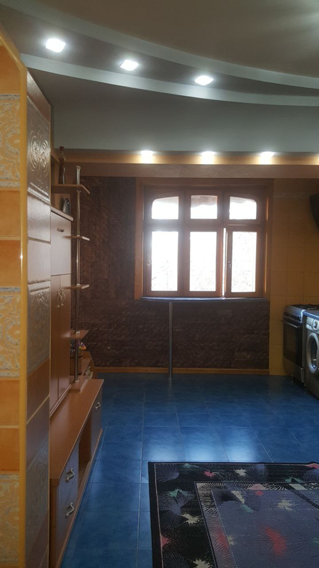 Сдается Айбек 2/6/9/ 70м².