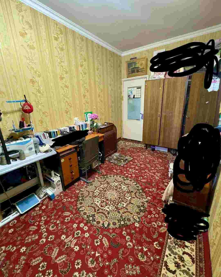 2/4/4чиланзар 20 срочно продаётся квартира