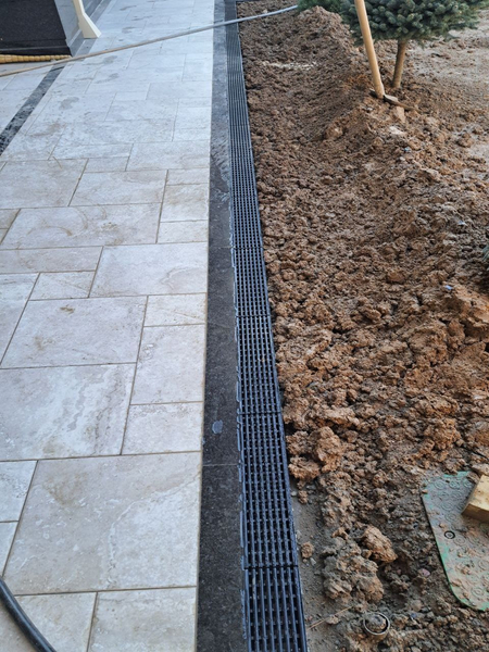 Kompozit drenaj kanalı ve ızgarası