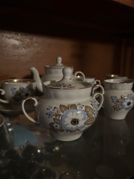 Сервизы чайные