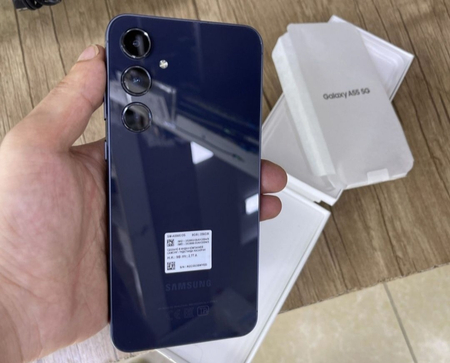 Yangi A55 8/256 gb sotiladi.Atigi 15 kun ishlagan