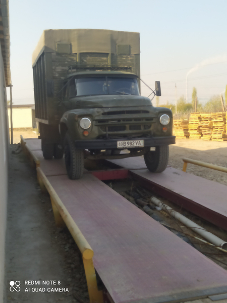 Zil 130  narxi keliwiladi