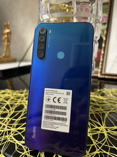ОЧЕНЬ СРОЧНО продаю телефон Redmi not 8