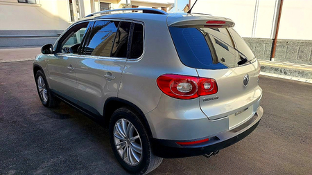 Volkswagen Tiguan 2008 yil 176 min probeg tozza