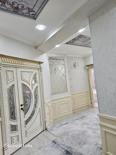Golden house Sebzor