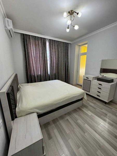 Срочно сдается 3/4/7 квартира 120 м²  Ор-р: Посольство Франции   (ХМЕ)