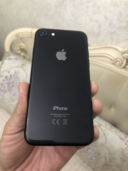 Iphone 8, ideal, 100 % battery,