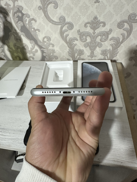 iphone xr 64 ideal