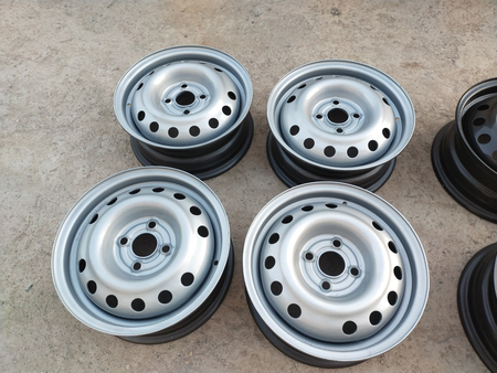 Stalnoy GM Nexia 2 diska R14 sotiladi.