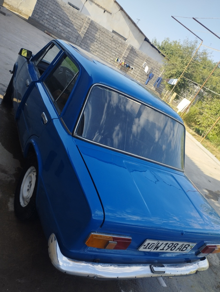 Vaz 011 gaz-benzin